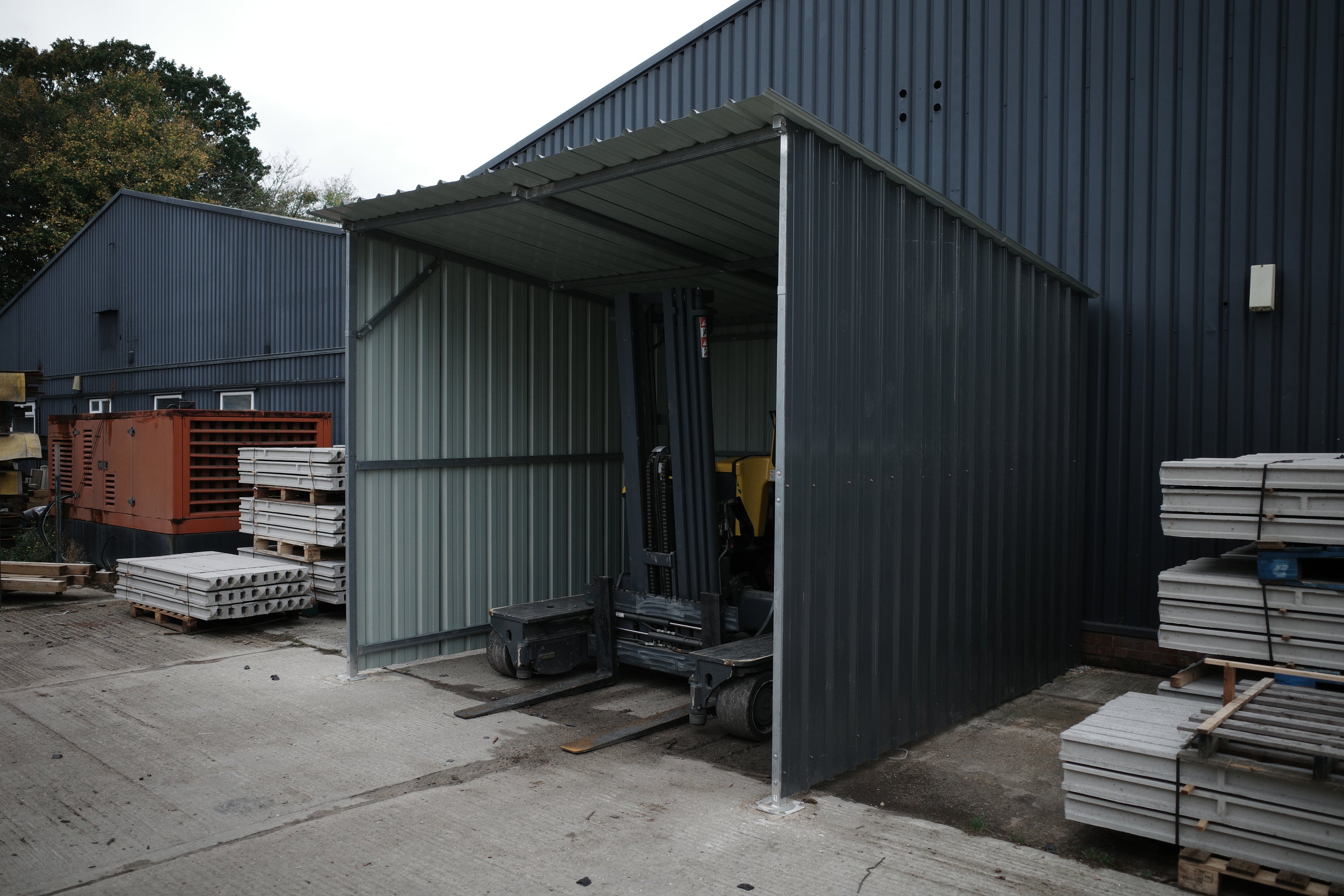 Metal Field Shelters | Outdoor & Agricultural Farm Solutions
